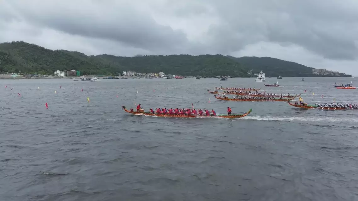 Dragon boat races across China draw international participants