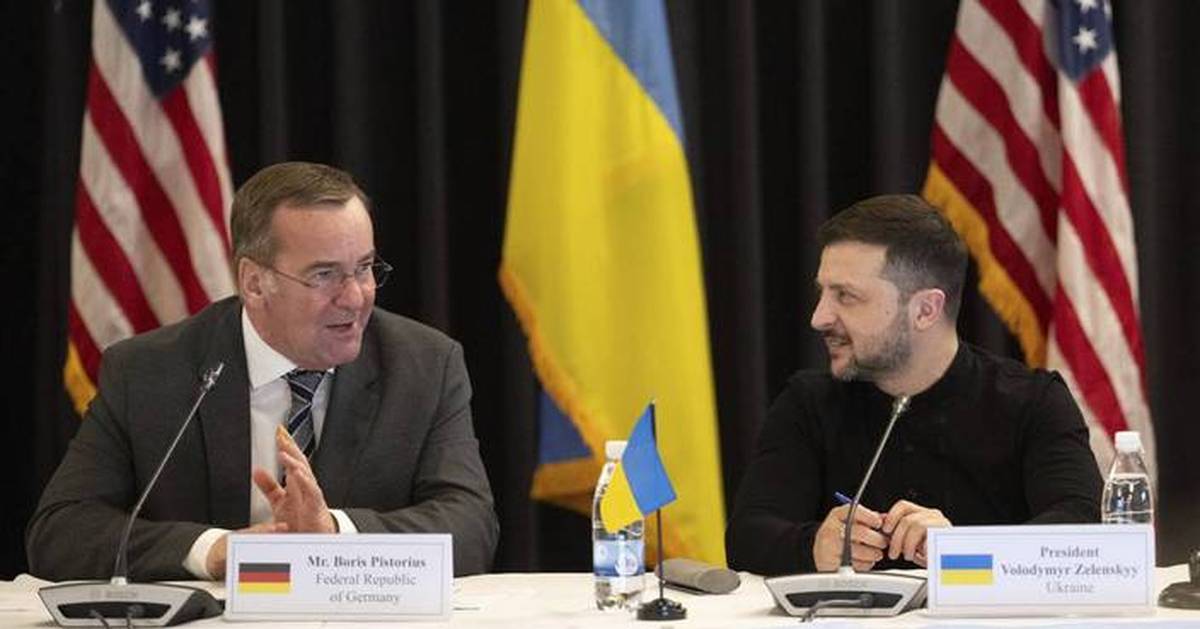 Zelenskyy and Austin use their final meeting to press Trump to keep ...