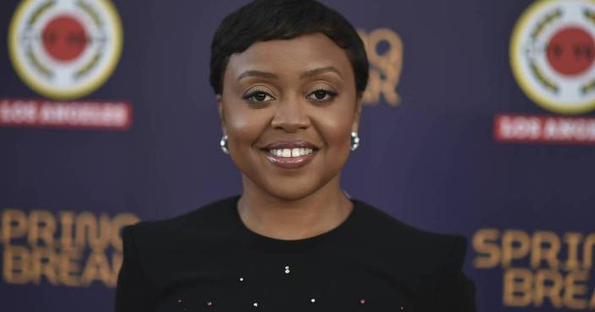 Philadelphia honors Quinta Brunson with key, mural at alma mater that ...