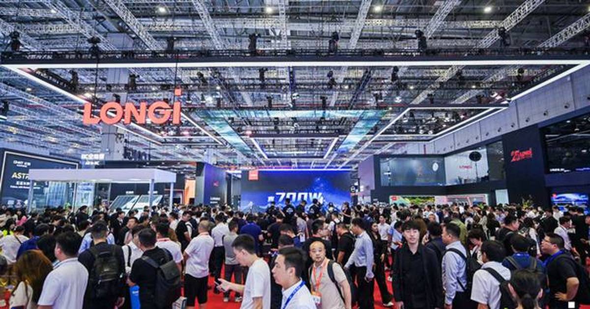 LONGi Officially Launches HIBC Technology and True 700W module on the SNEC2025