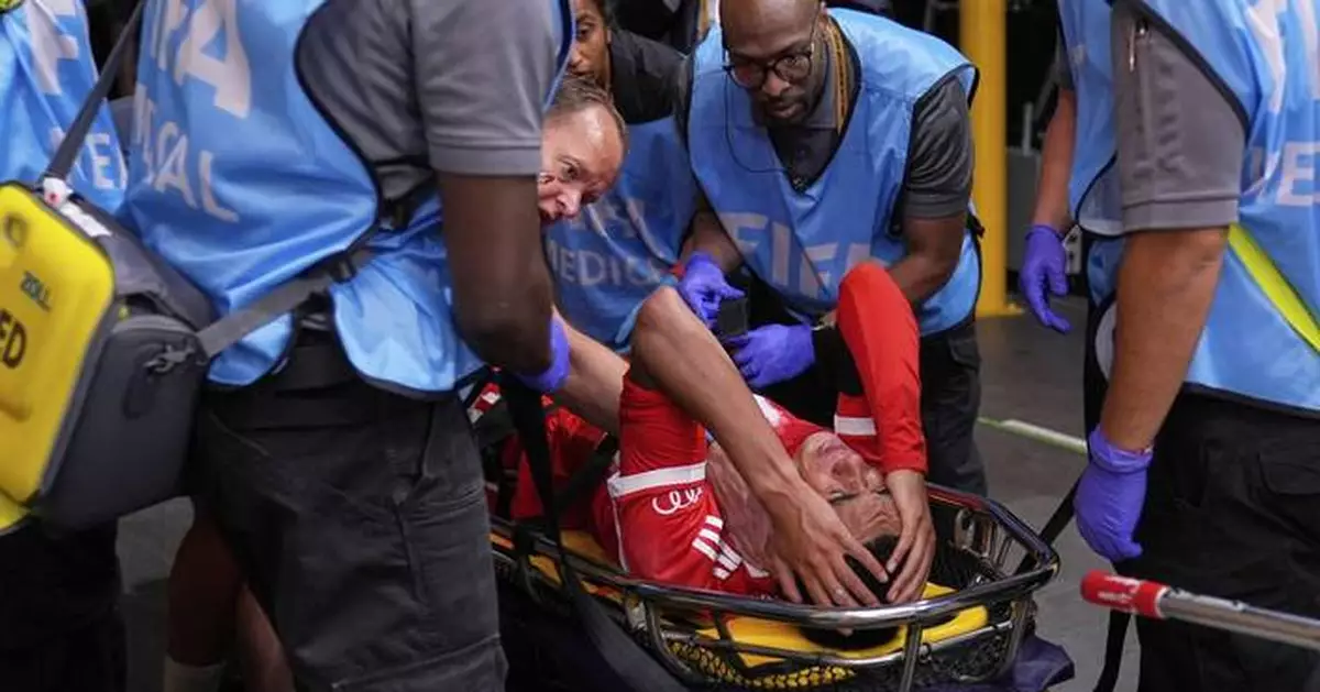 Bayern's Jamal Musiala fractured his leg in collision with Gianluigi ...