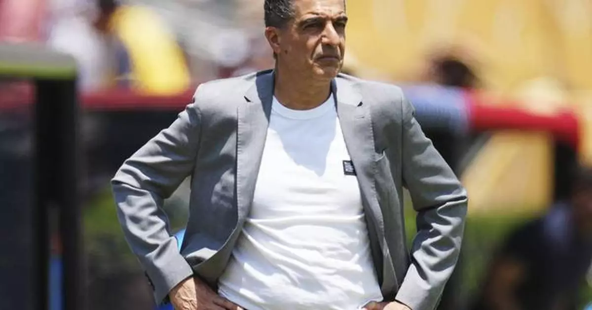 Botafogo sacks coach Paiva after Club World Cup elimination