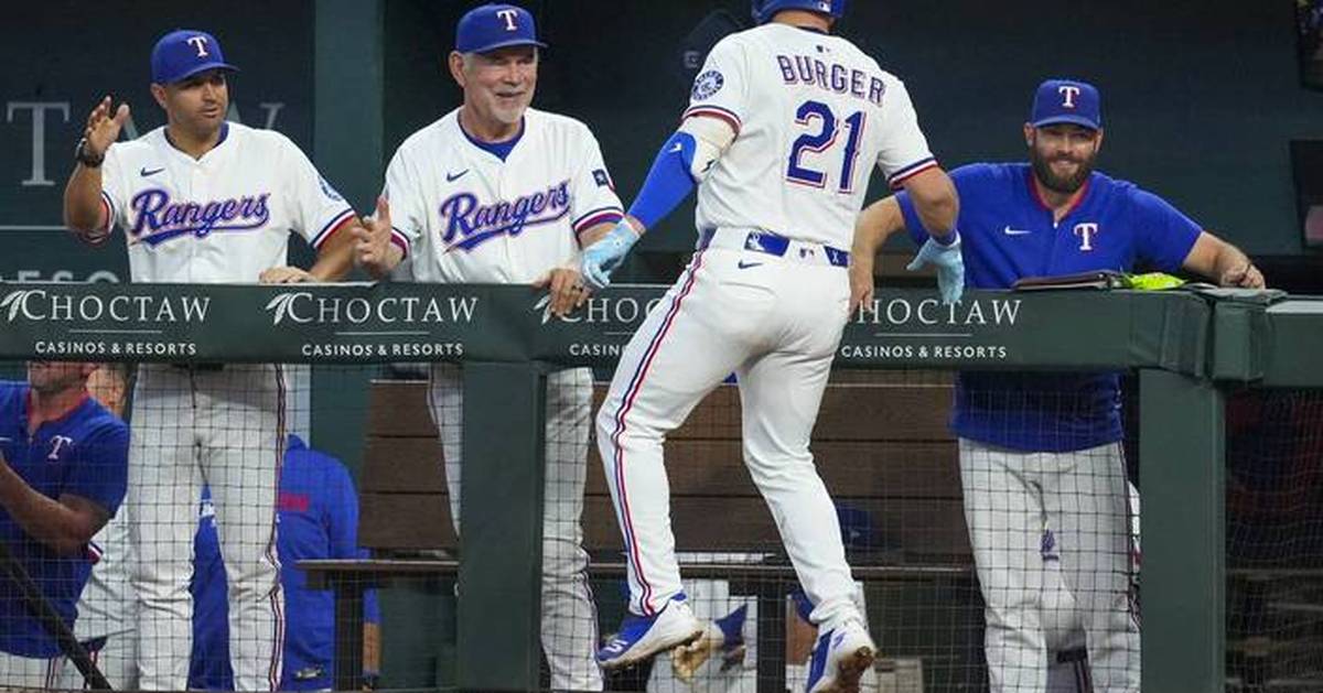 Double Burger for Texas as big 1B homers twice in 6-3 win for 3-game ...