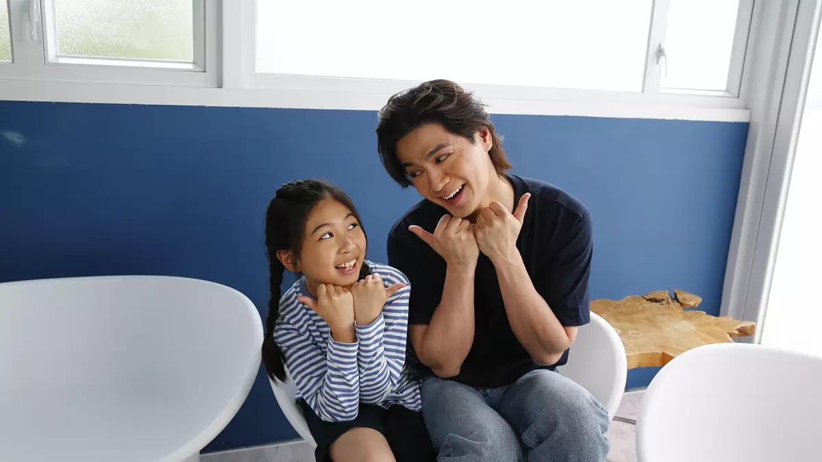 myTV SUPER《電視3.0》全新功能5.19免費登場 羅子溢化身暖男爸爸與女兒「睇電視」新體驗