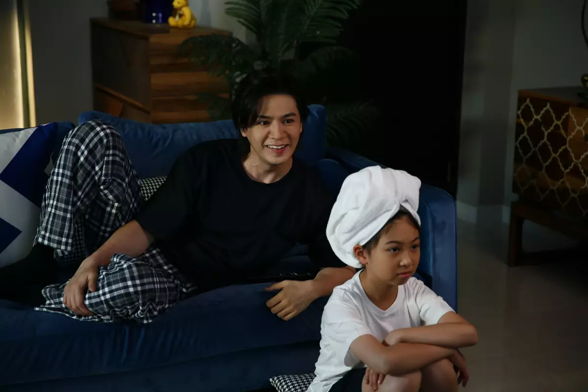 myTV SUPER《電視3.0》全新功能5.19免費登場 羅子溢化身暖男爸爸與女兒「睇電視」新體驗