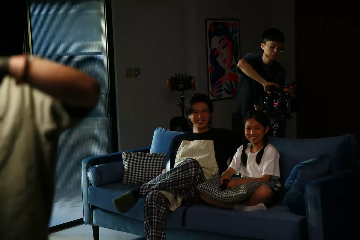 myTV SUPER《電視3.0》全新功能5.19免費登場 羅子溢化身暖男爸爸與女兒「睇電視」新體驗