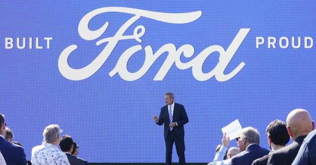 Ford splits EV, internal combustion into separate units