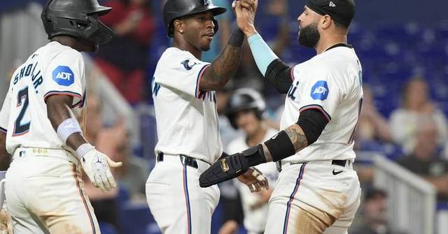 Ryan Weathers strikes out a career-high 10 as Marlins beat Giants 6-3