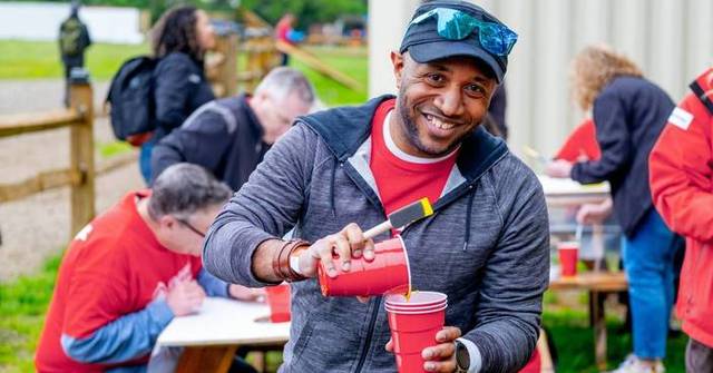 Aramark Employees Worldwide Volunteer in Local Communities for Company ...