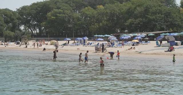 Chicago residents seek relief at city beaches amid scorching temperatures
