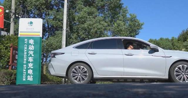 Expanded charging network boosts NEV use during National Day holiday