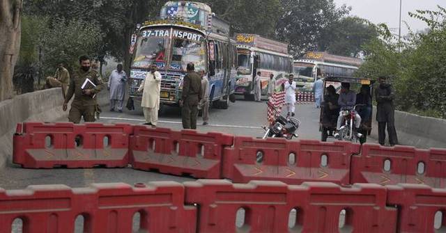 Pakistani police arrest thousands of Imran Khan supporters as capital ...