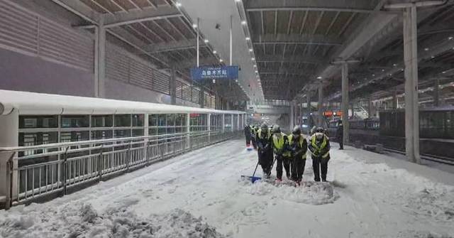 Cold wave brings snowfall, temperature drops to China's northern regions