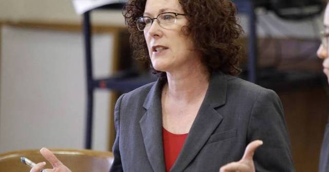 Freshman Democrat Val Hoyle wins reelection to US House in Oregon’s 4th ...