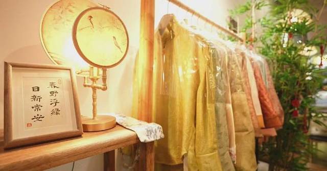New Chinese-style clothing enjoys surging popularity in domestic ...