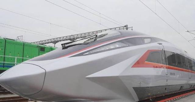 China unveils prototype of world's fastest high-speed train