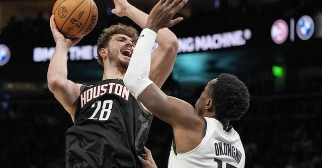 Green scores 25 and Rockets hold off Hawks 100-96 for fourth straight ...