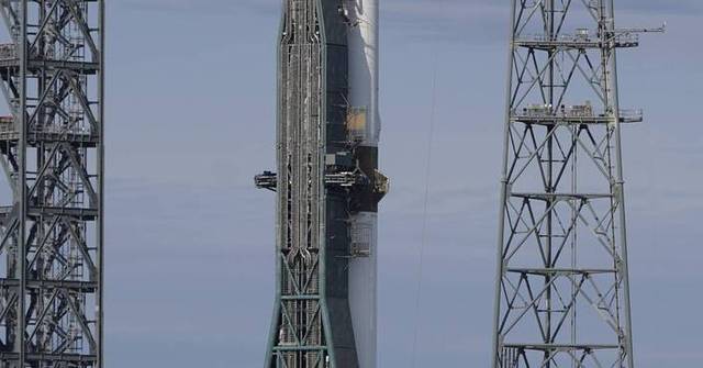 Jeff Bezos' space company tries again to launch massive new rocket ...