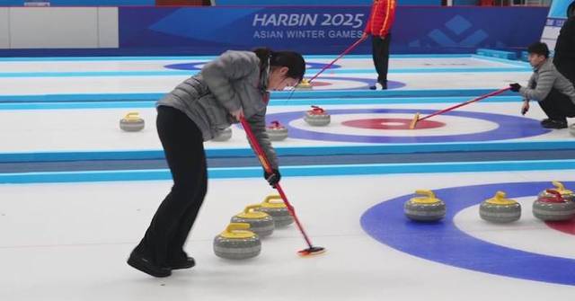 China's curling team gearing up for upcoming Asian Winter Games