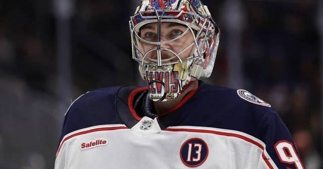 Kent Johnson scores 2 goals, the Blue Jackets beat the Blackhawks 5-1 ...