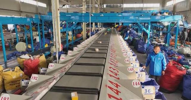China's postal sector handles 193.7 bln parcels in 2024