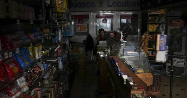 A Buenos Aires power outage leaves over 600,000 customers without ...