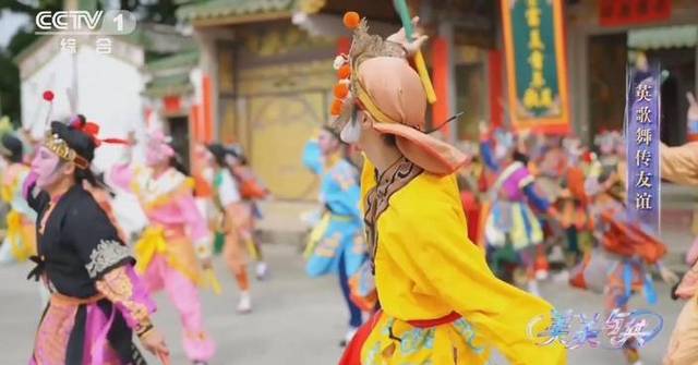 Yingge dance in southern China brings folk heroes to life