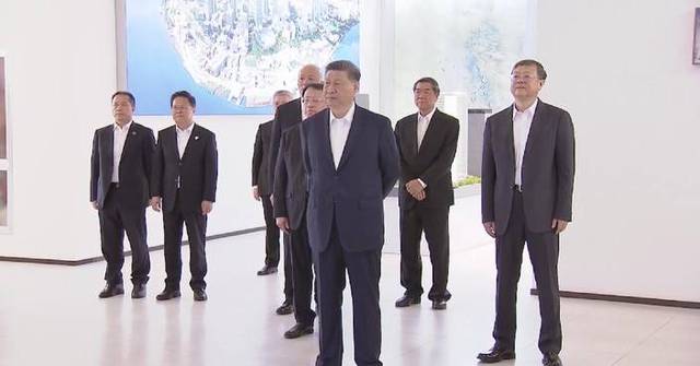 Xi inspects AI industry in Shanghai, calling for its development