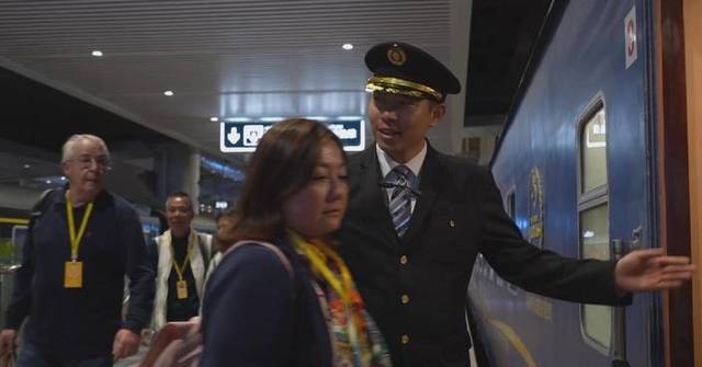 Seniors get all aboard "silver-hair" trains as Xinjiang taps into ...