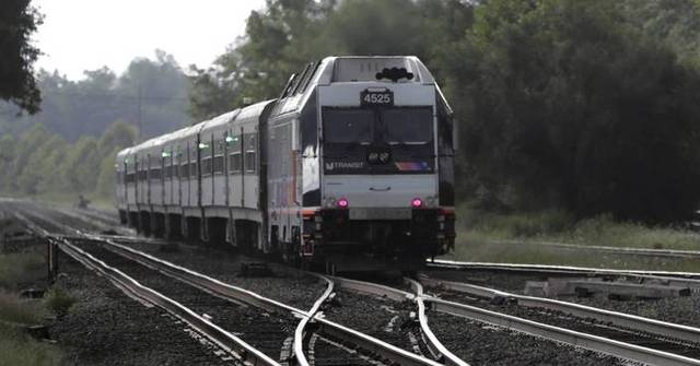 NJ Transit engineers could walk off the job Friday, leaving some ...