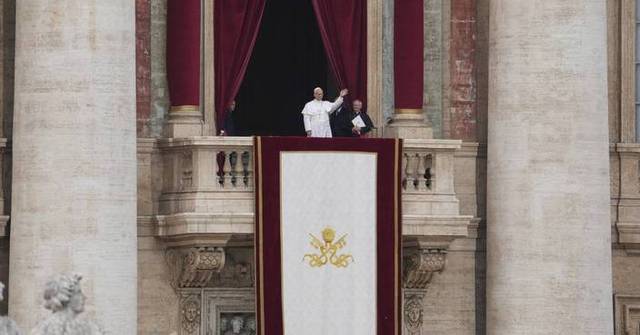 PHOTO COLLECTION: Vatican Pope