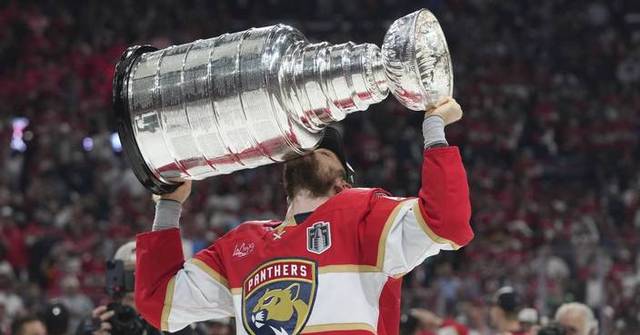 Photos of Panthers winning a second straight Stanley Cup, beating ...