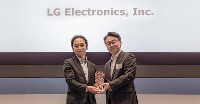 LG WINS LG WINS