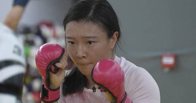 Chinese doctor balances passion as UFC fighter with responsibility of ...