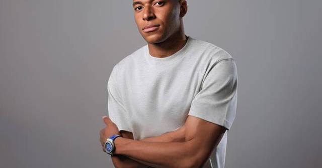 HUBLOT AMBASSADOR AND FOOTBALL CHAMPION KYLIAN MBAPPÉ UNVEILS THE NEW ...