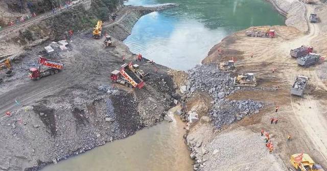 Two hydropower stations in Yalong River basin achieve simultaneous ...