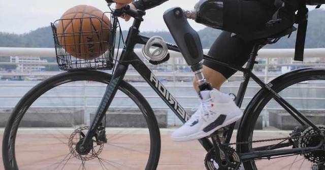 Chinese smart prostheses empower people with disabilities to enjoy life