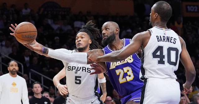 Stephon Castle scores 30 to lead Spurs into NBA Cup semifinals with 132 ...