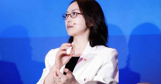 ZTE CDO Cui Li speaks at Economist Impact's AI Innovation Asia 2025